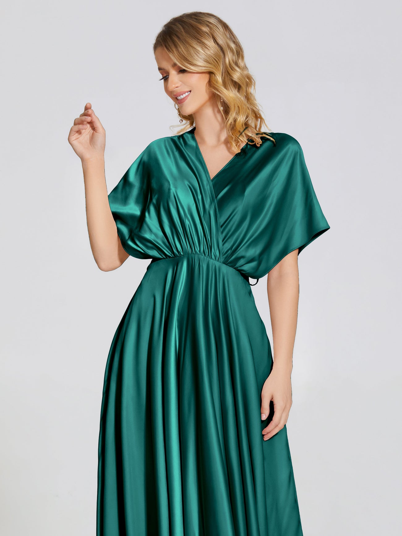 Georgia Manches Courtes Dos en V Longue Satin Doux Robe de Demoiselle